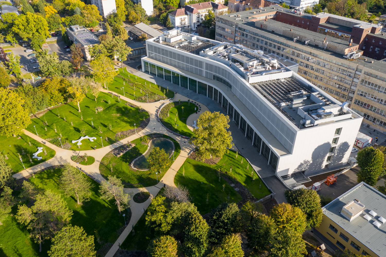 The new education and research building of the University of Pécs has ...